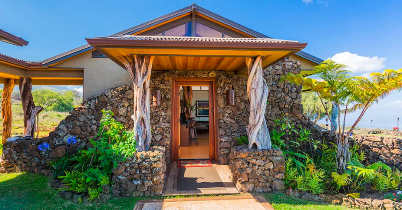 15 Dreamy Airbnbs and Vrbo Vacation Rentals in Maui | TripZillaSTAYS