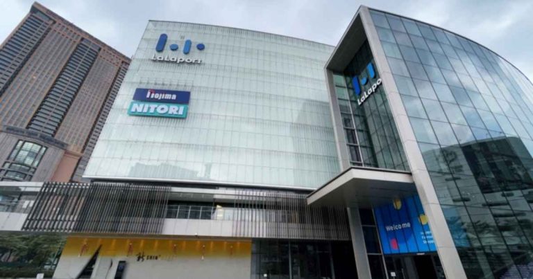 lalaport bukit bintang wp - TripZilla