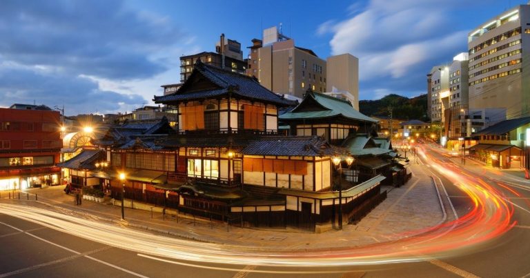Onsen featured image - TripZilla
