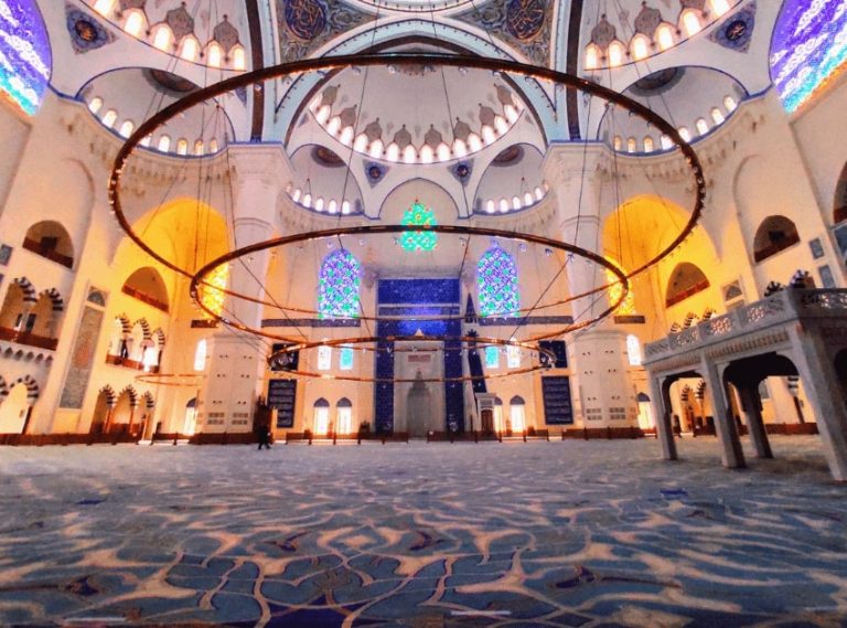 camlica mosque - TripZilla