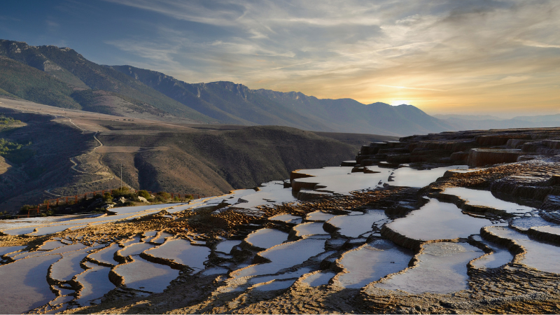 5 Strangest Natural Wonders in the World You Need to Know About