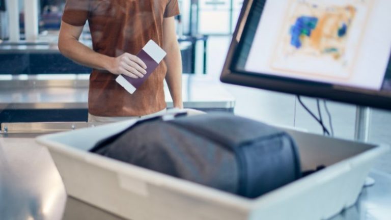 A Guide to Bringing Power Banks on Airplanes