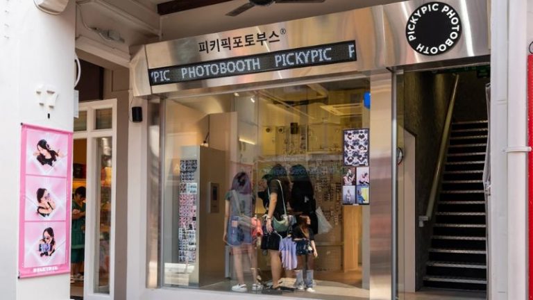 Haji Lane Photobooth Guide for Singaporeans: Your Next Weekend Activity